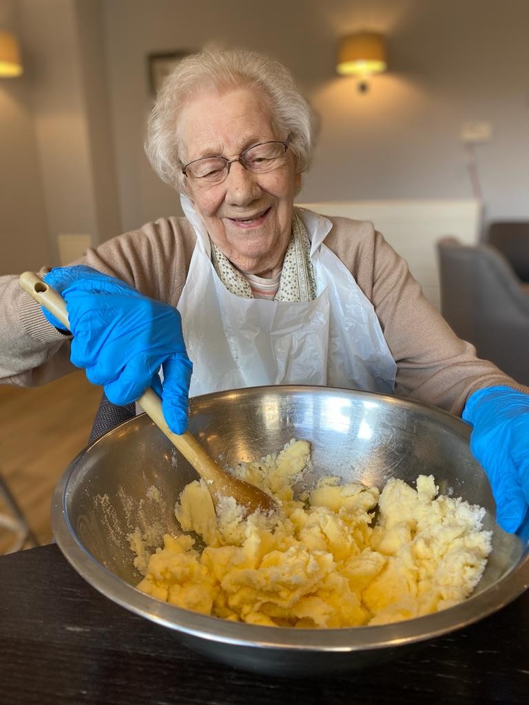 baking delicious shortbread - Dormy Care